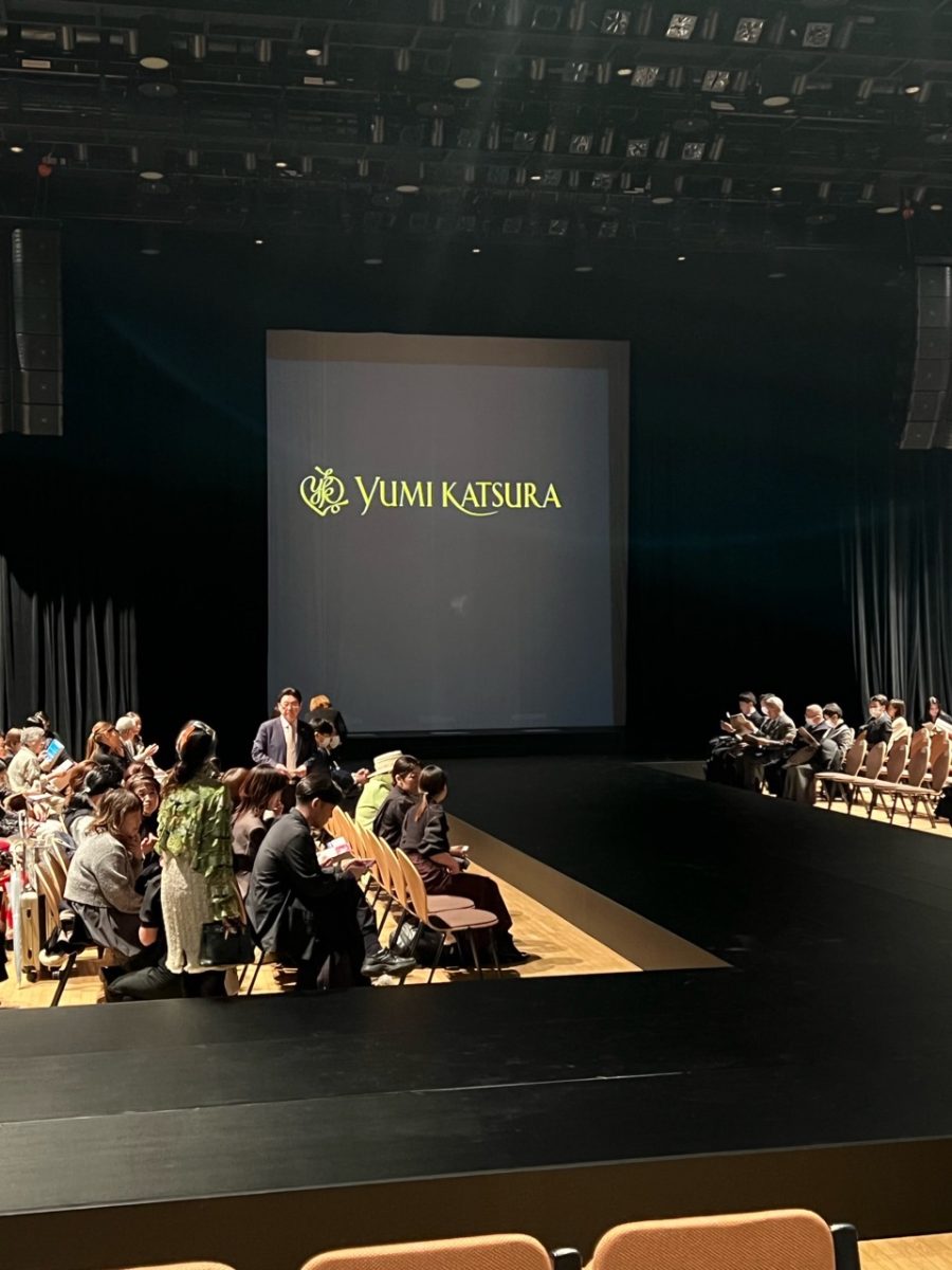 【ドレスショーレポ】Yumi Katsura Grand Collection in Tokyo「Beyond 60 years Rose ...