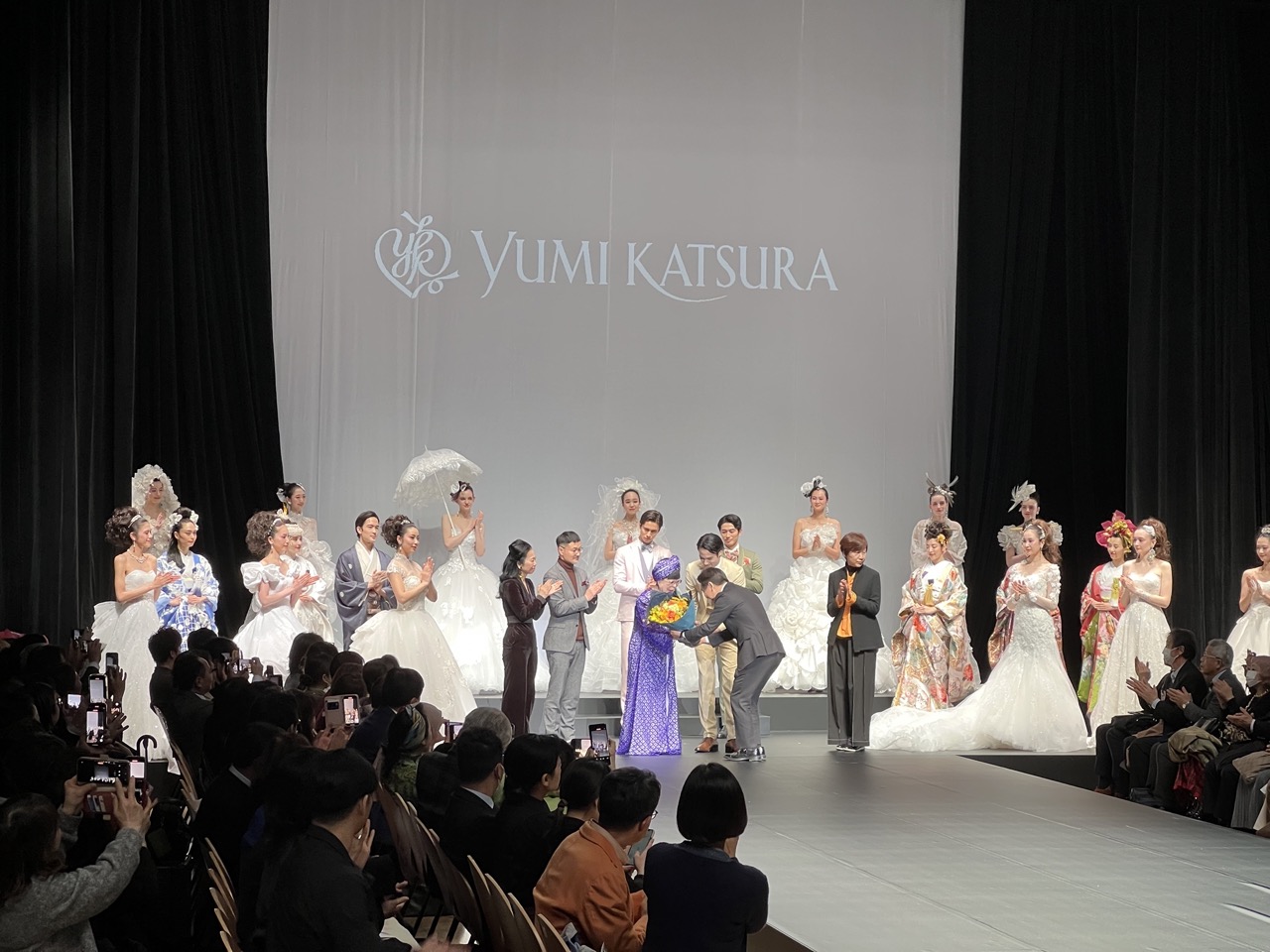 【ドレスショーレポ】Yumi Katsura Grand Collection in Tokyo「Beyond 60 years Rose ...