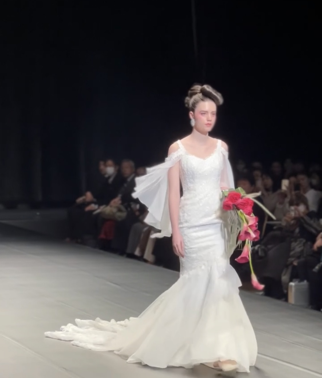 【ドレスショーレポ】Yumi Katsura Grand Collection in Tokyo「Beyond 60 years Rose ...