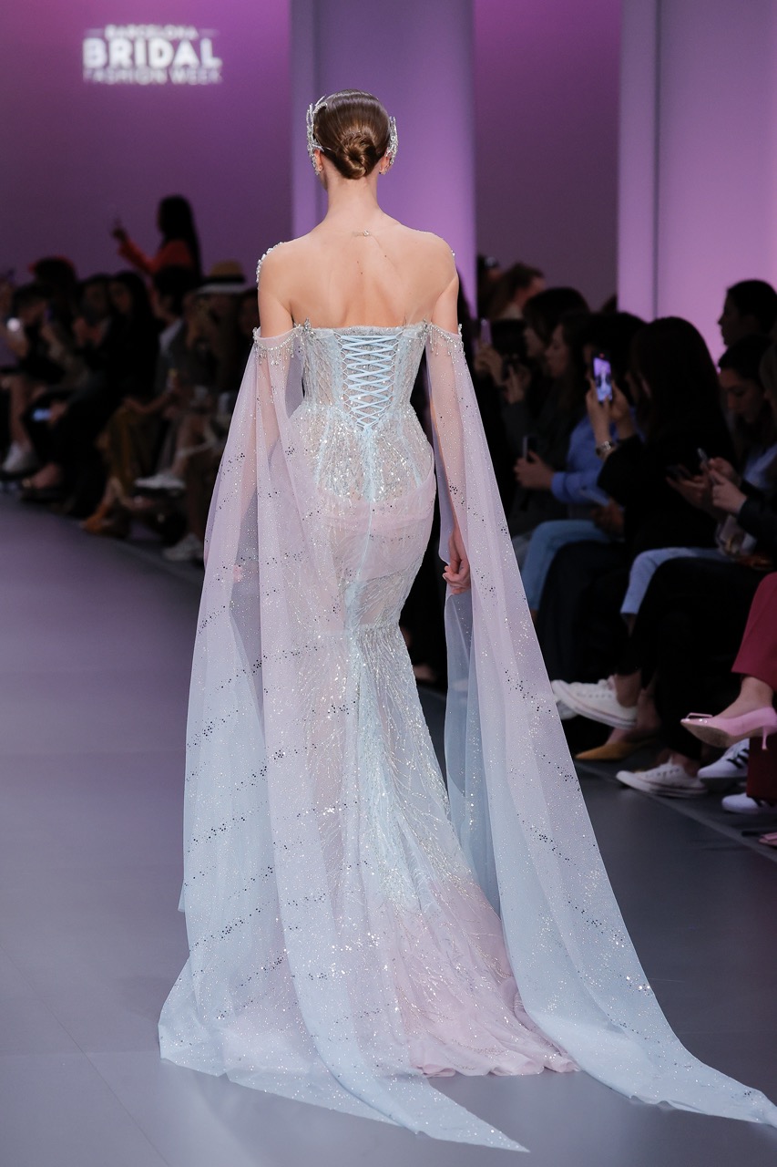 【BARCELONA BRIDAL FASHION WEEK2024】JOLIPOLI ドレスショー｜JOLIPOLI の魅惑的な「La ...