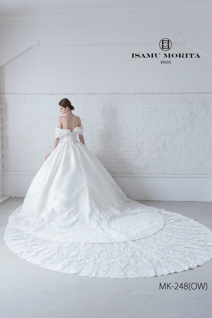 【新作ドレス ISAMUMORITA(イサムモリタ)】2025年2月発表の新作ウェディングドレスを品番付きでご紹介！ - DRESSY【公式】ウェディングドレス・ファッション・エンタメニュース ...