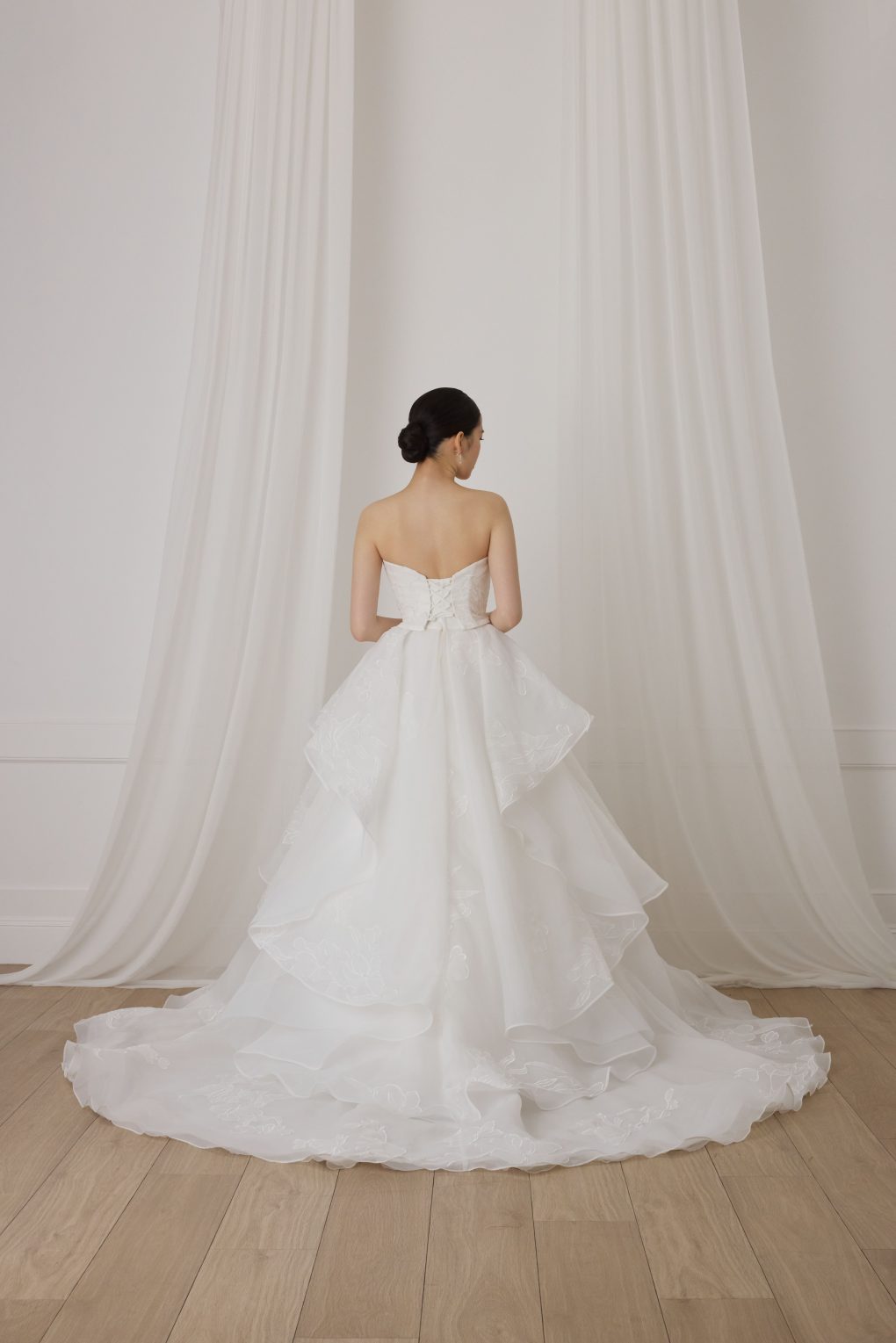 【新作ドレス PRIMACARA(プリマカーラ)】2025年NEW COLLECTION『Into melodious…』細部にまでこだわったディテールとリズミカルなマテリアルのコレクションを ...